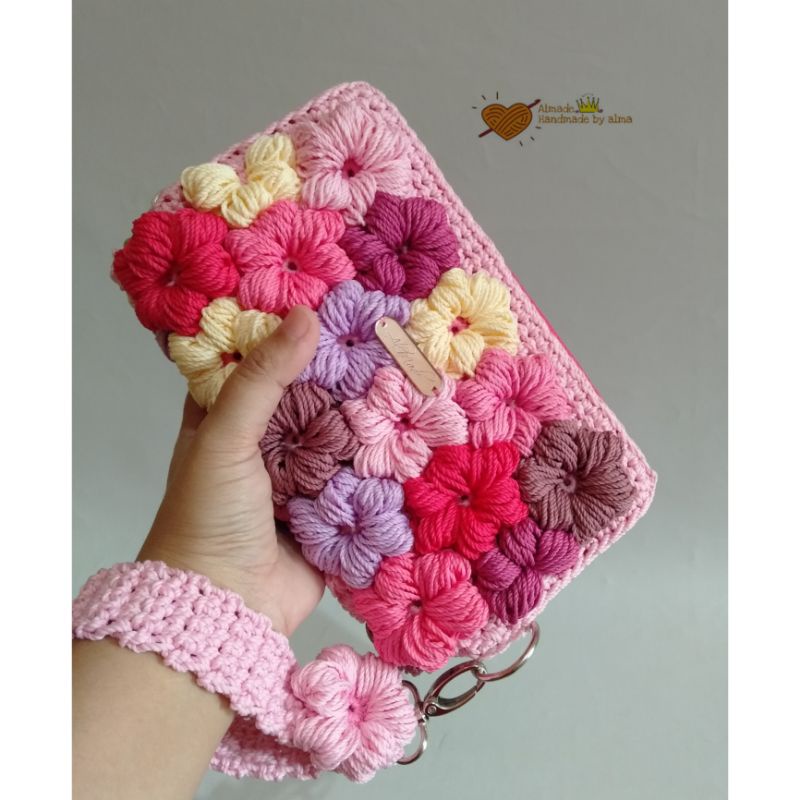 Jual Dompet bunga puff / dompet rajut | Shopee Indonesia