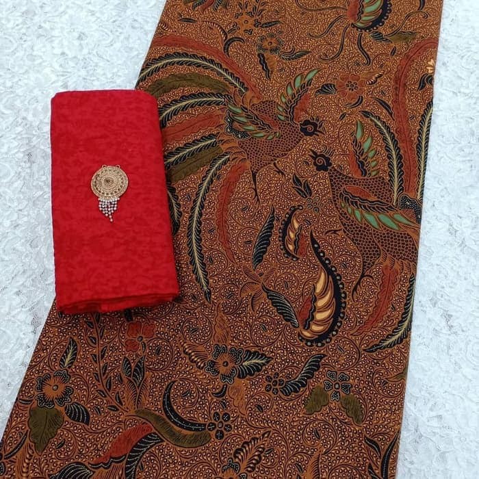 Jual Kina Batik Solo motif merak tarung mabur ( Sogan ) | Shopee Indonesia