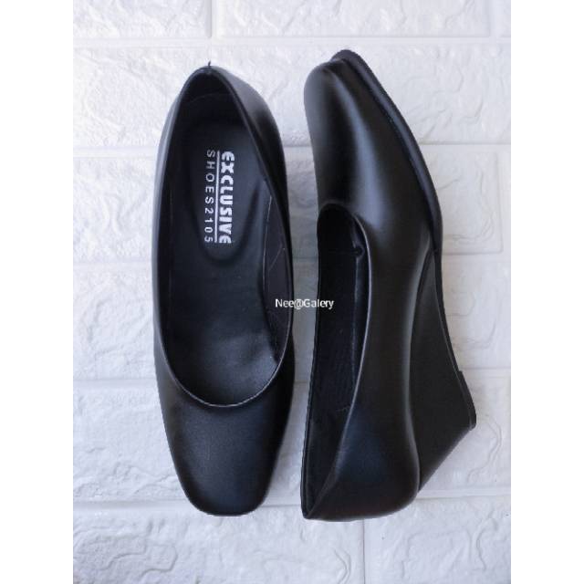 Jual Sepatu Wedges Persit Bhayangkari PIA Jalanesastri IKKT Merk ...
