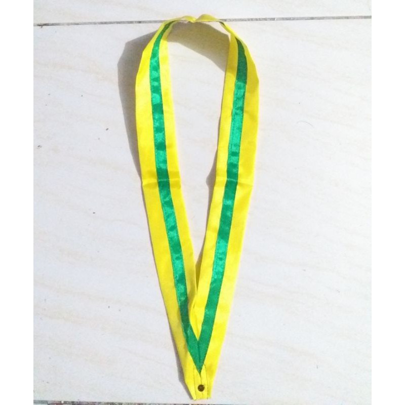 Jual Samir wisuda/Kalung wisuda kelengkapan baju toga untuk Anak paud ...