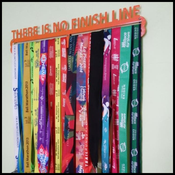 Jual Medal Hanger - Gantungan Medali - There Is No Finish Line (Orange ...