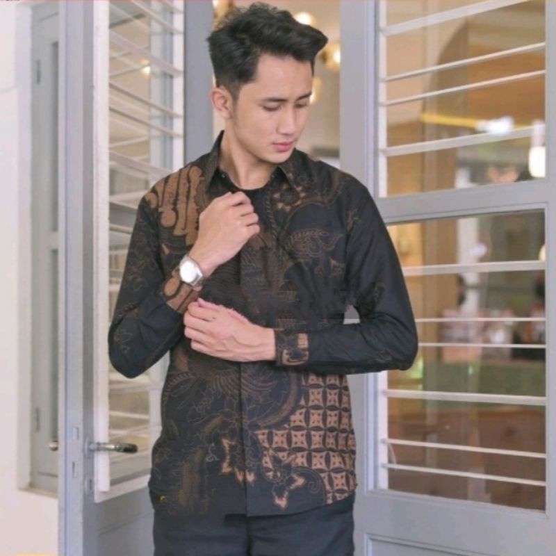 Jual Style Batik Cowok Simple Untuk Kondangan.Baju Kemeja Batik Pria ...