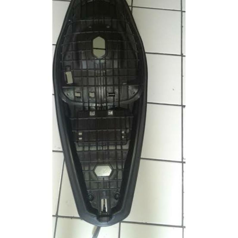 Jual Fiber Atom Jok New Honda Vario 125-150 LED / plat jok plastik ...