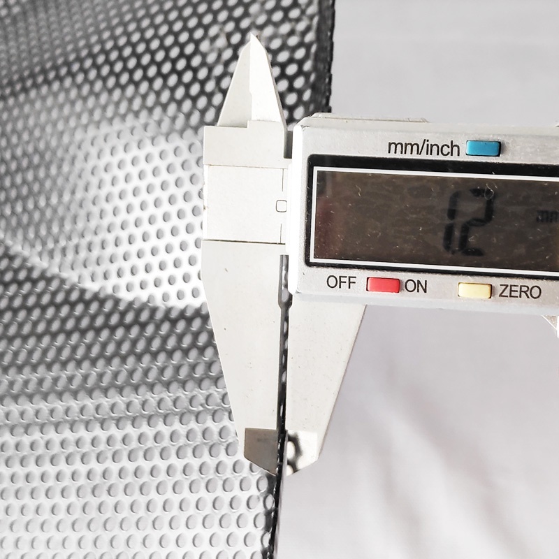 Jual PLAT JARING BESI BOX SPEAKER 10 INCH 450 GRILL SPEAKER 10 RAM ...