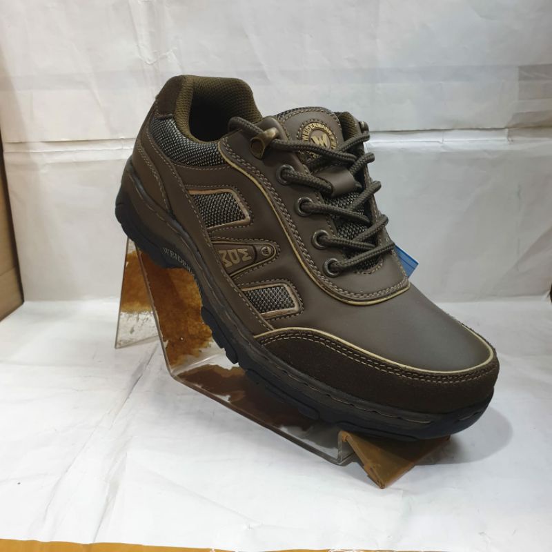Jual Sepatu Gunung pendek Weidenmann stinger 03 (100% original ...