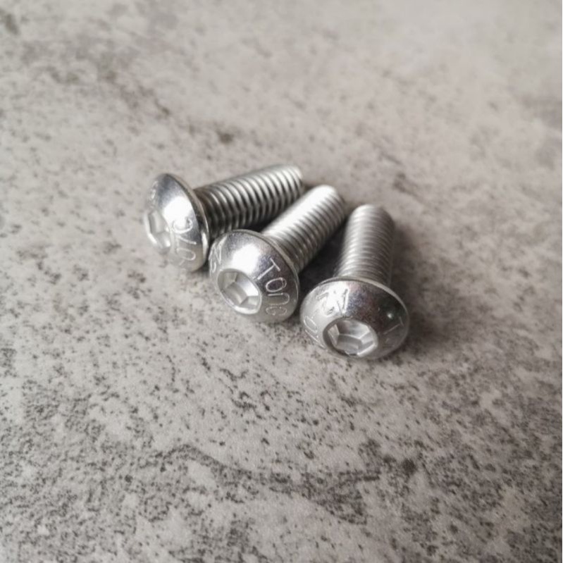 Jual Baut kaliper Brembo 4p stainless M10 drat kasar 1.5 | Shopee Indonesia