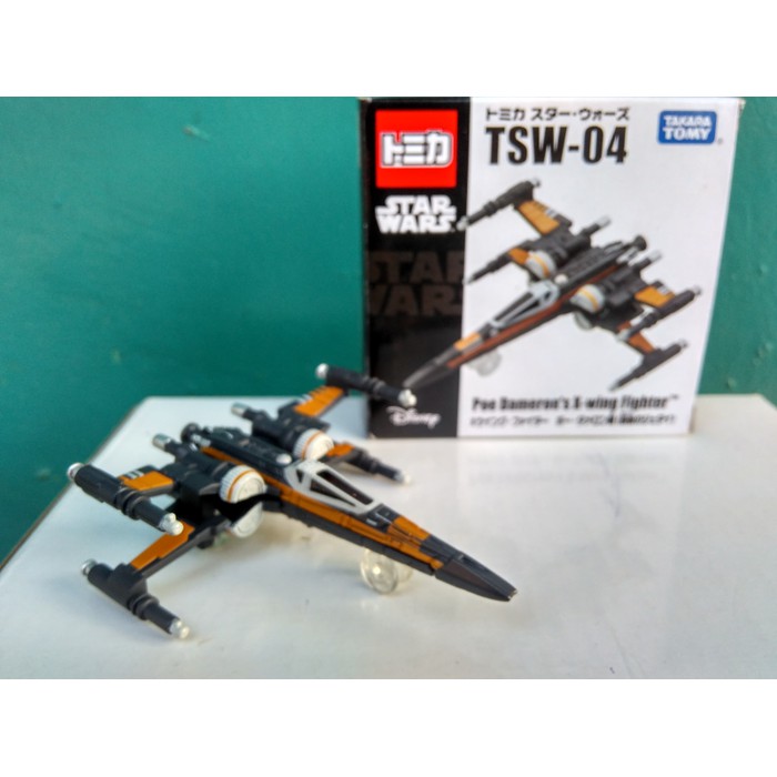 Jual Tomica Star Wars TSW-04 Poe Damerons X-wing Fighter Diecast miniatur Pesawat takara tomy ...