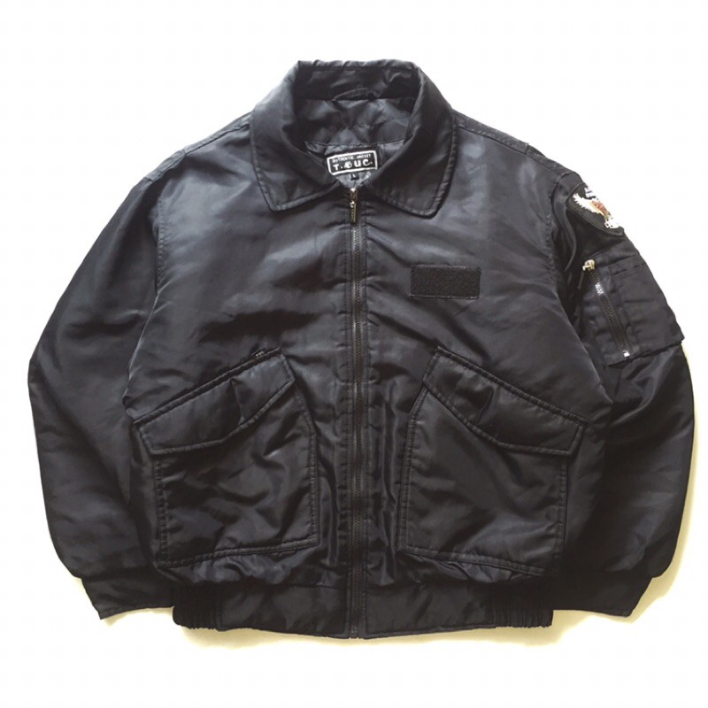 Jual BOMBER JAKET TBUC | Shopee Indonesia