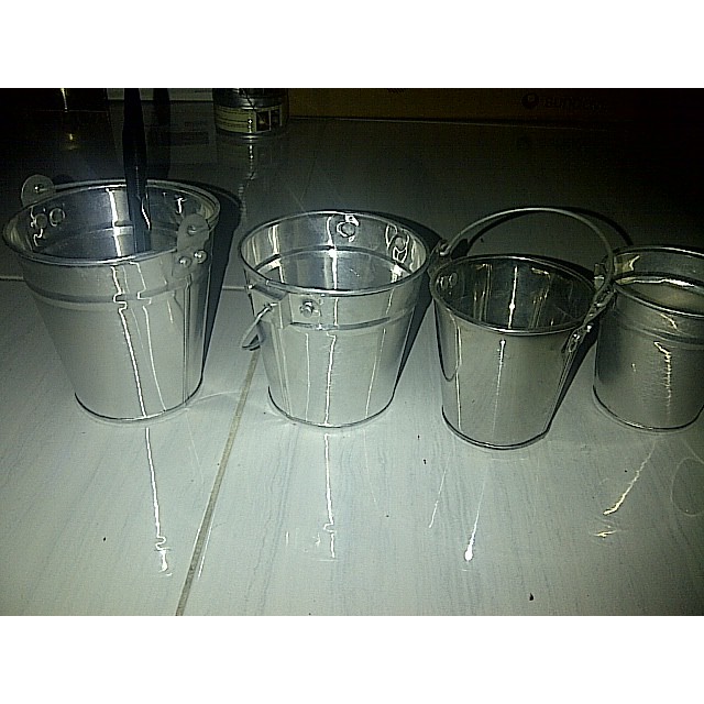 Jual Ember Mini Aluminium Polos Ukuran 7cm | Shopee Indonesia