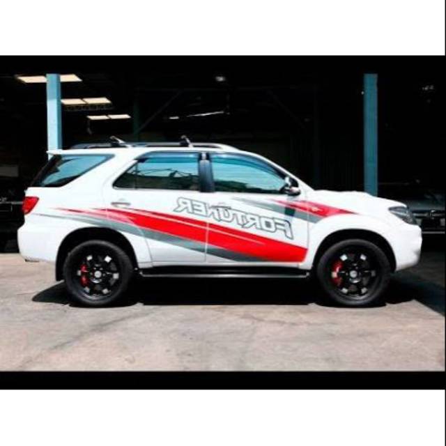 Jual Stiker mobil fortuner pajero sport striping list mobil Mitsubishi ...