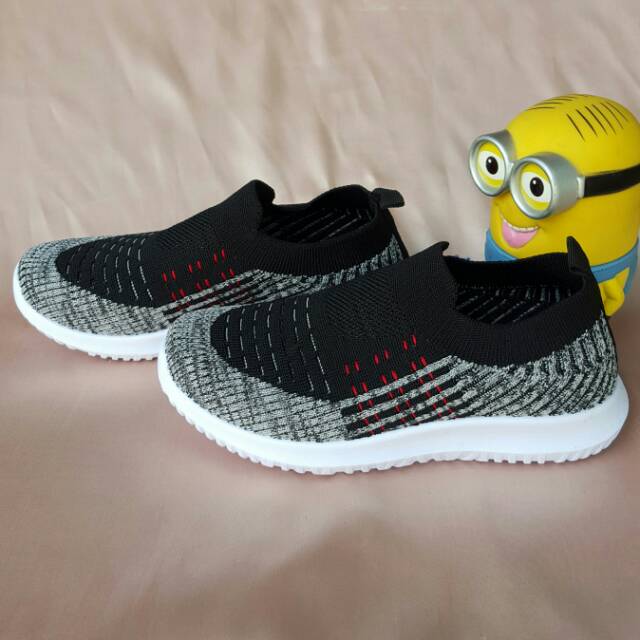 Jual Sepatu sport anak import 6 7 8 9 10 tahun kk line | Shopee Indonesia