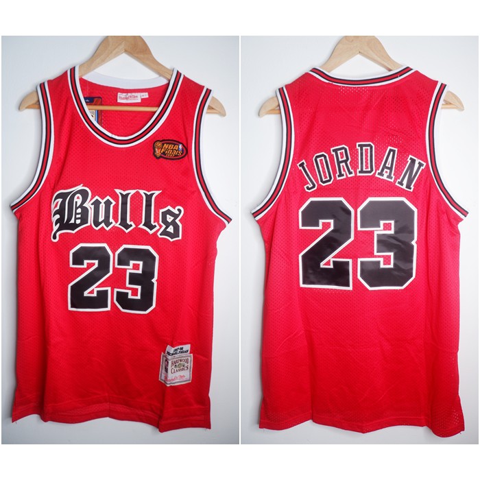 Jual JERSEY BASKET NBA CLASSIC HWC OLD ENGLISH FADED BULLS #23 MICHAEL JORDAN MERAH MITCHELL ...