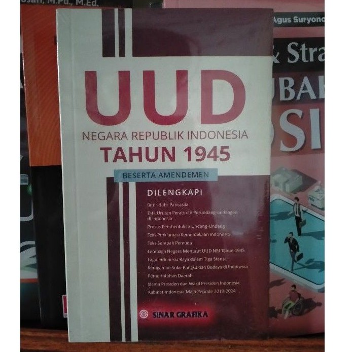 Jual UUD Negara Republik Indonesia Tahun 1945 Beserta Amandemen | Shopee Indonesia