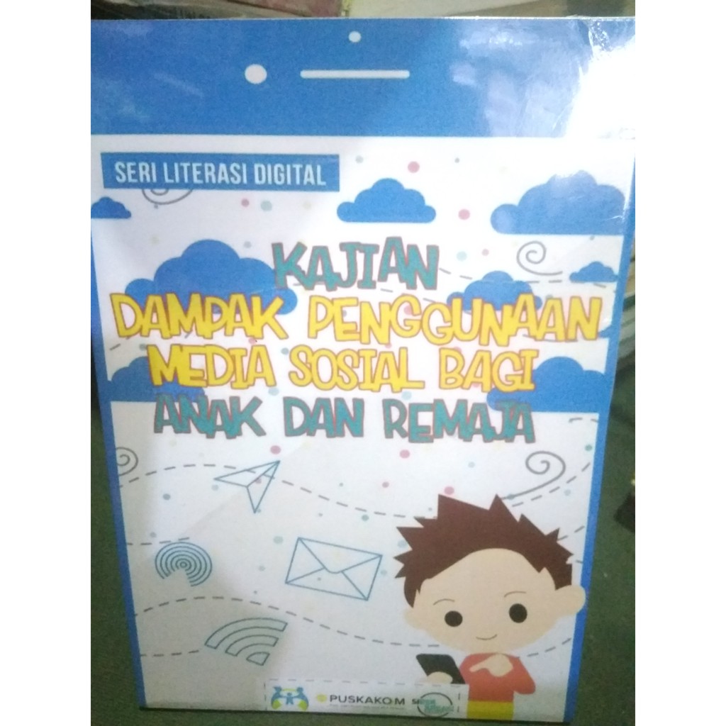 Jual buku kajian dampak penggunaan sosial media bagi anak dan remaja | Shopee Indonesia