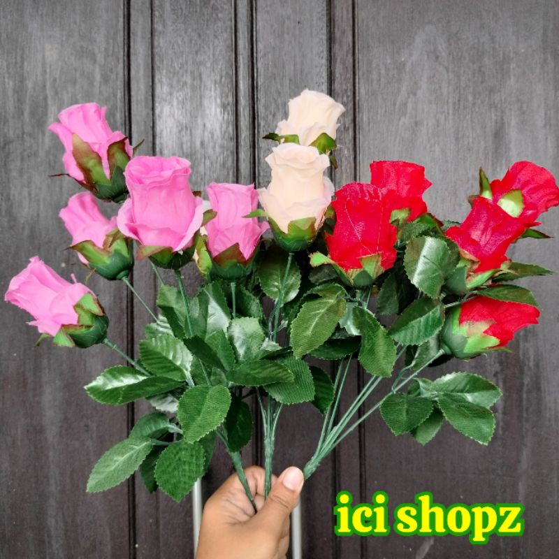 Jual Mawar Besar X5 Mawar Artificial Panjang 35 Cm | Shopee Indonesia