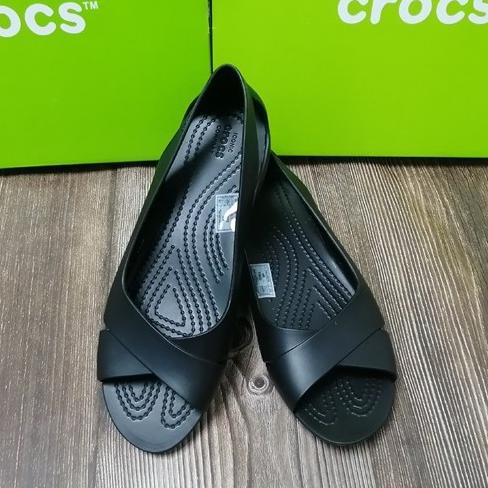 Jual *Harga Grosir* Crocs / Crocs Serena / Sepatu Sandal Wanita / Crocs ...