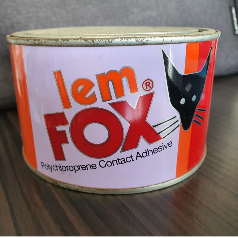 Jual LEM FOX KUNING 300GR / LEM SERBAGUNA KARET KULIT KARPET | Shopee ...