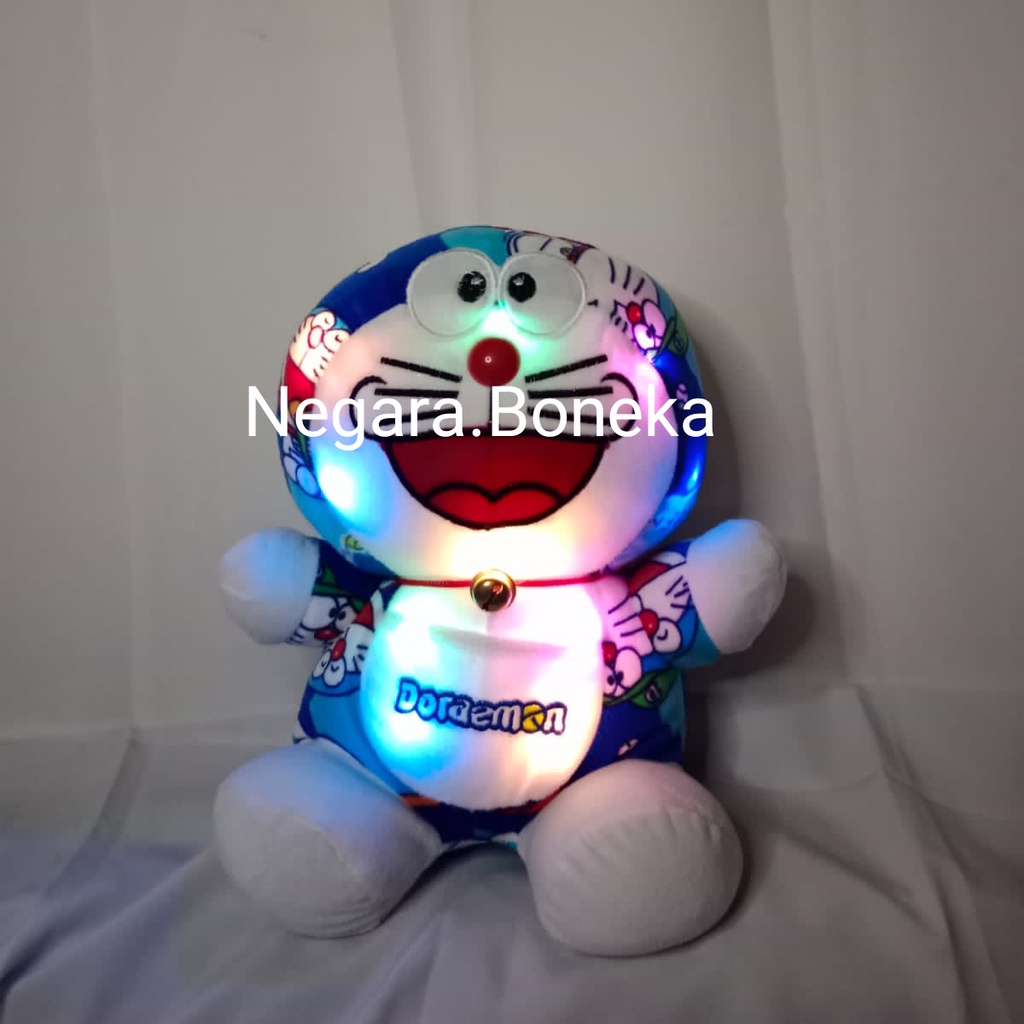 Jual Boneka Doraemon Printing LED ukuran 30 cm | Shopee Indonesia