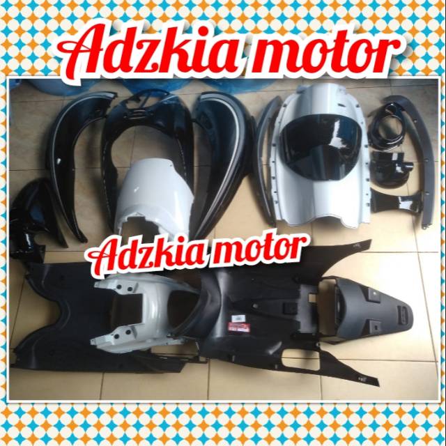 Jual Cover body Scoopy karbu full body kasar dan halus hitam putih ...