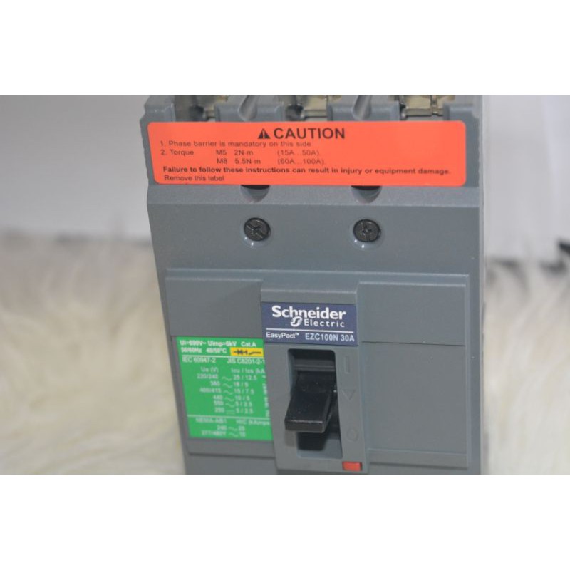 Jual SCHNEIDER MCCB / NFB / EZC EASYPACT BREAKER 3P 30A EZC100N3030 ...