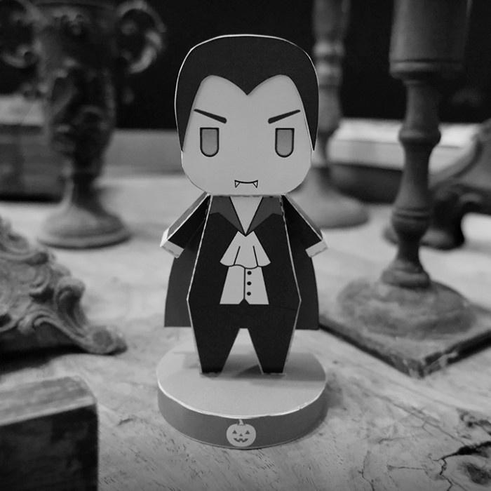 Jual Halloween Special 2021 - Vampire Papercraft | Shopee Indonesia