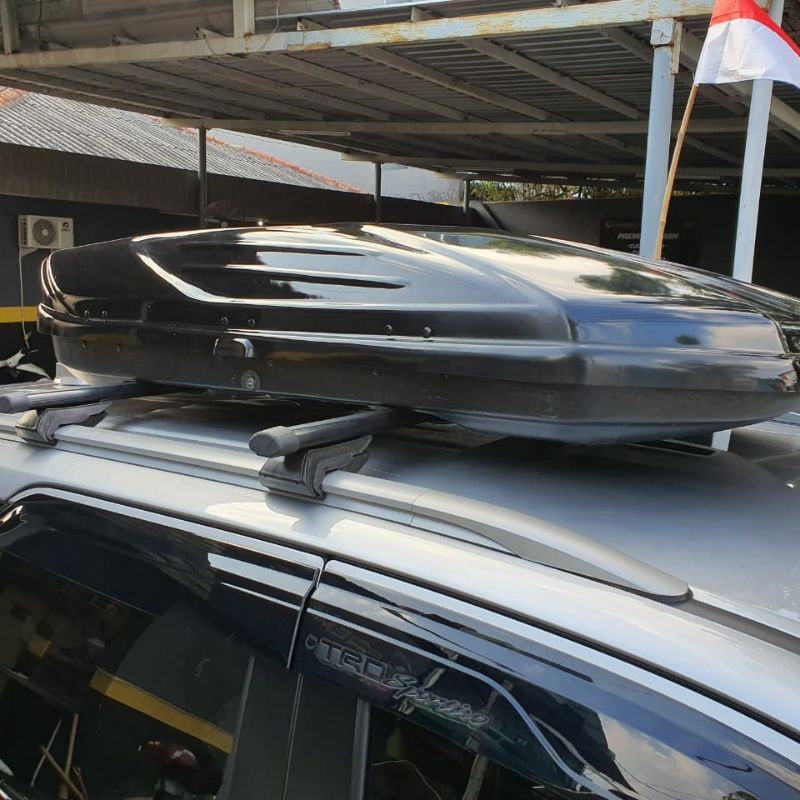 Jual Roof Box Atap Mobil Premium Slim Universal 450 liter Hitam Putih ...