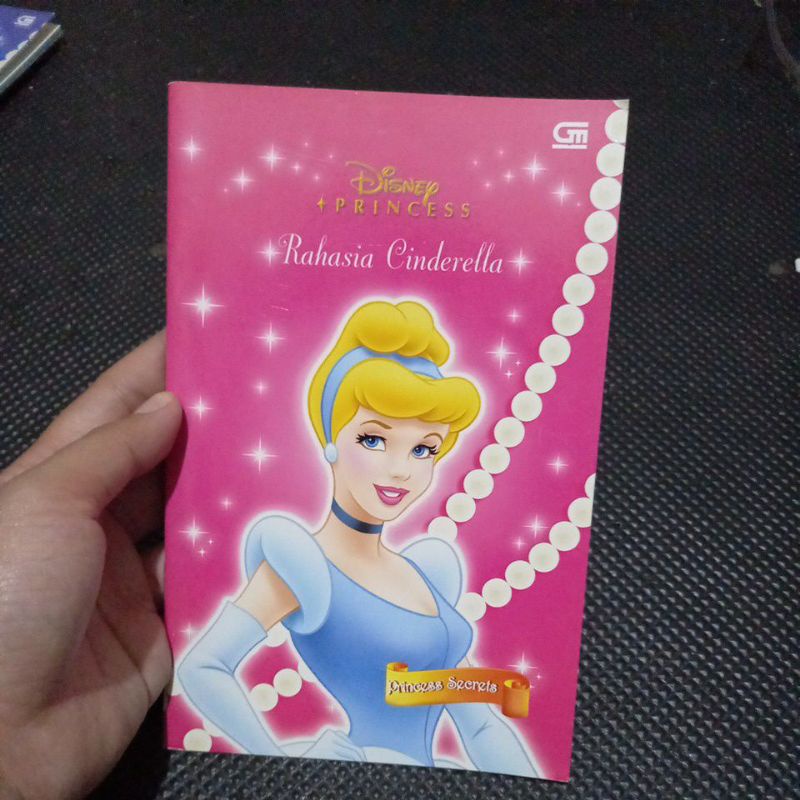 Jual dongeng Disney Princess Ariel, Cinderella, Putri Salju. Operet ...