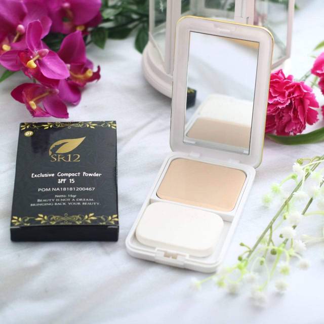 Jual Exclusive Compact powder Natural ( SPF 25 dan +foundation ...