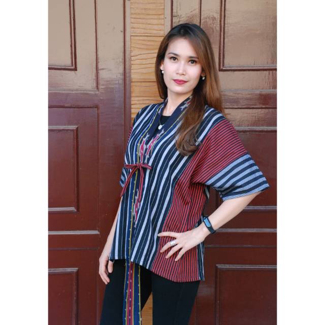 Jual Baju Lurik / Baju batik / Atasan Lurik / Baju outer Dipta Top LAVANYA | Shopee Indonesia