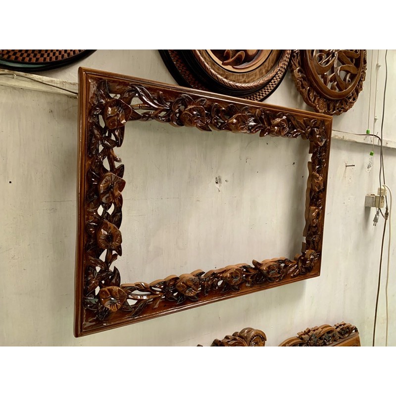 Jual Pigura cermin - FRAME UKIR BUNGA KAYU JATI - FINISHING ANTIKAN ...