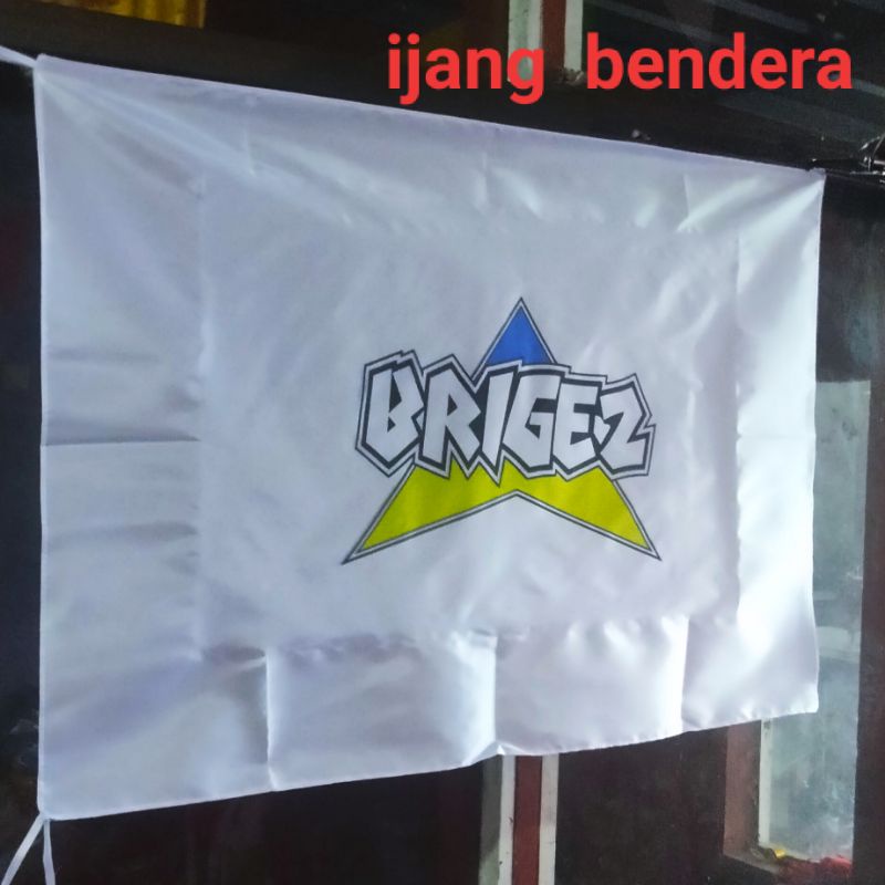 Jual BENDERA BRIGEZ PUTIH LOGO BIRU KUNING 115CM X 75CM | Shopee Indonesia