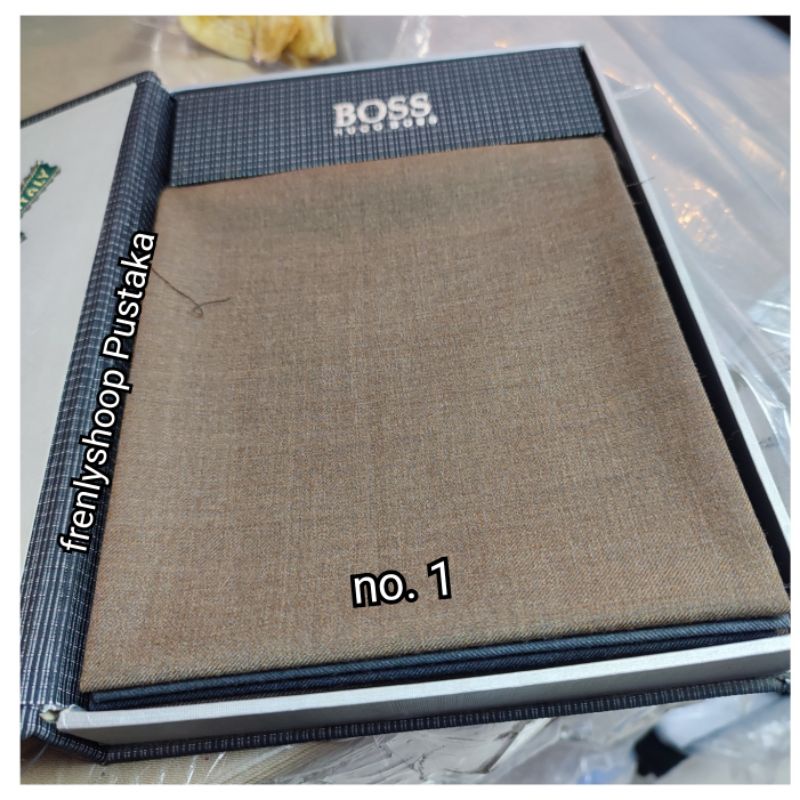 Jual Kain Bahan stelan jas & Blazer. Celana pure wool hugo boss (harga ...