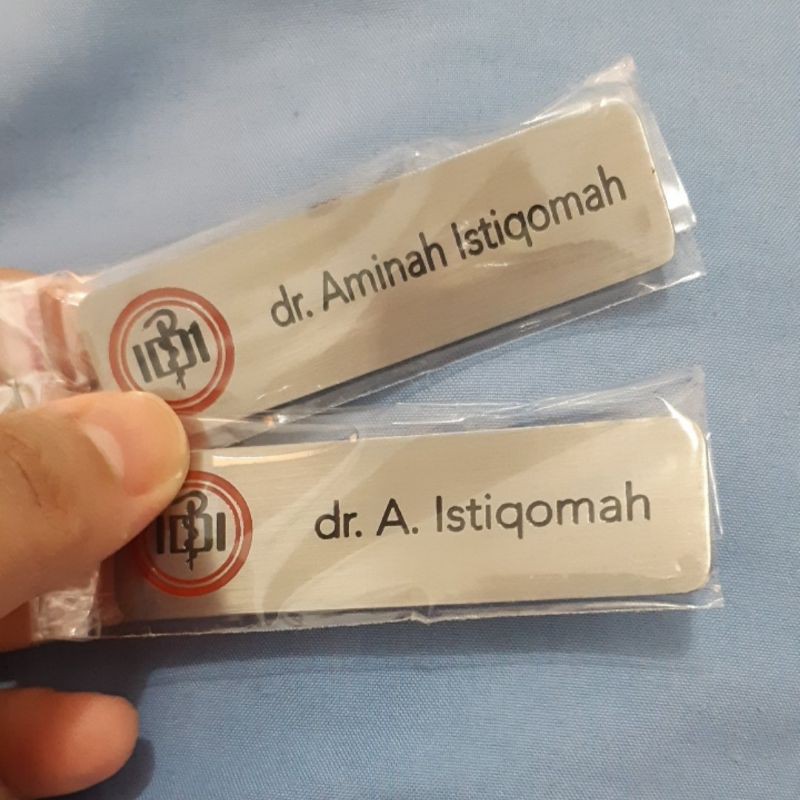 Jual Nama dada stainless / name tag dokter / kantor / perusahaan / cv ...