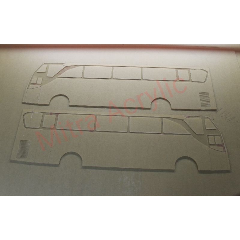 Jual miniatur jet bus 3 /Legacy sr2,,1:20 (standar) body kanan kiri ...