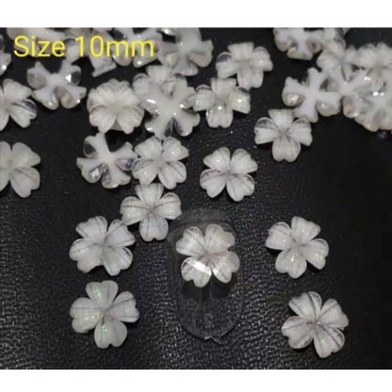 Jual RESIN BUNGA CLOVER AKLIRIK 10 MM | Shopee Indonesia