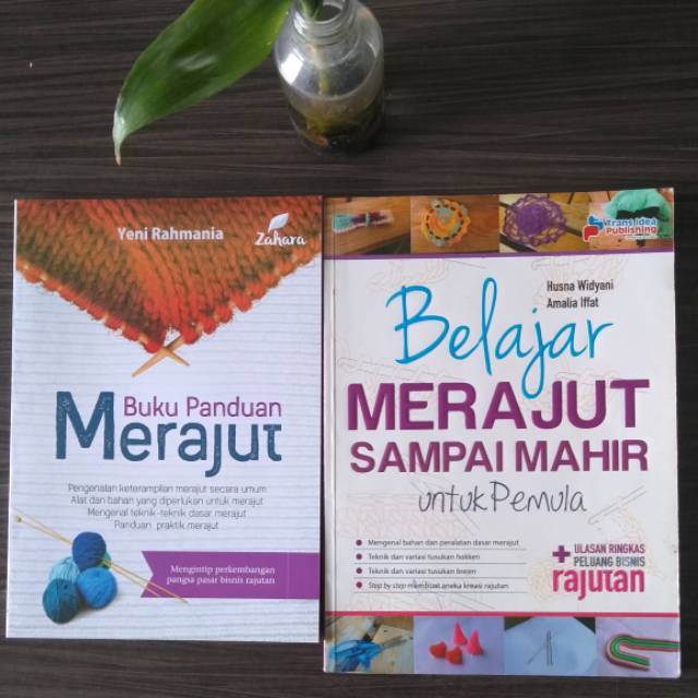 Jual Buku Paket Belajar Merajut Dua Buku 97.500 | Shopee Indonesia