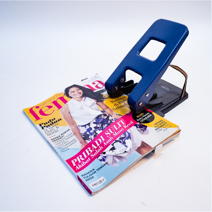 Jual Joyko Heavy Duty Punch / Pembolong Kertas besar Joyko P95 | Shopee ...