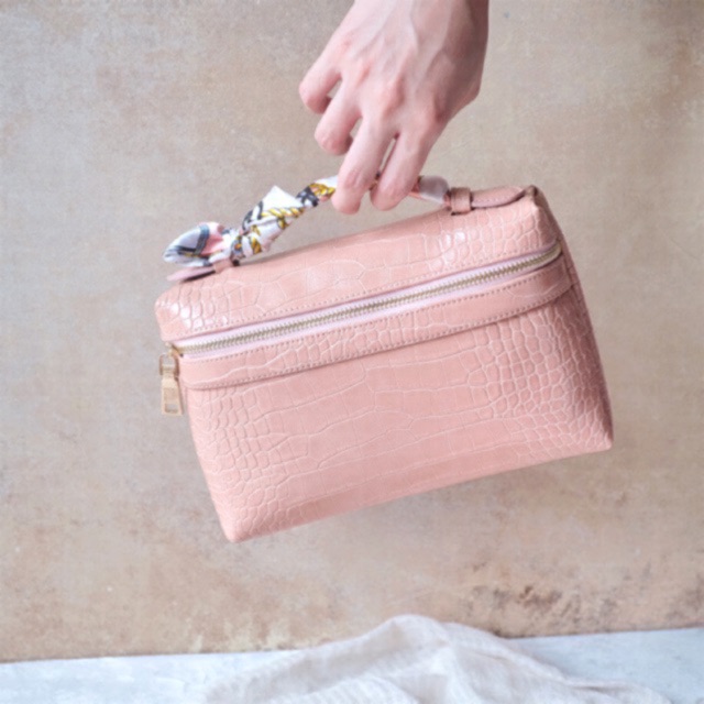 Jual Vallice - Vincii Bag in Croco Pink | Shopee Indonesia