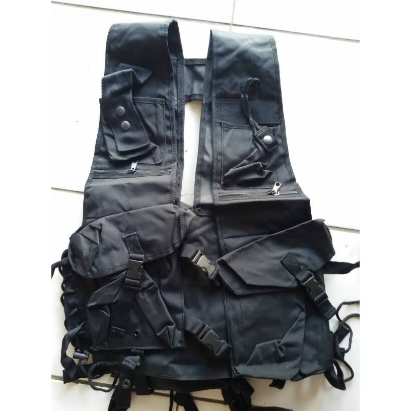 Jual Rompi Serbu Hitam/ Rompi Magasen Saku Banyak | Shopee Indonesia