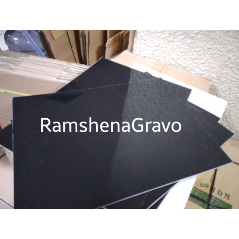 Jual Bahan name tag / gravoply / name plate / Hitam / putih / merah ...