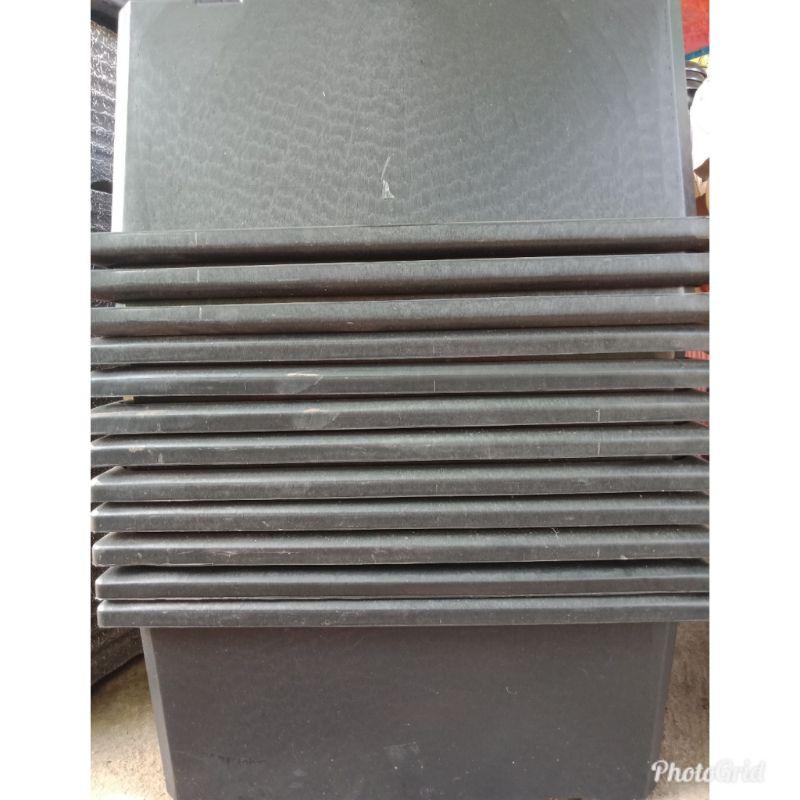 Jual Pot Panjang Plastik - Pot Persegi Panjang 50 | Pot Bunga Panjang ...