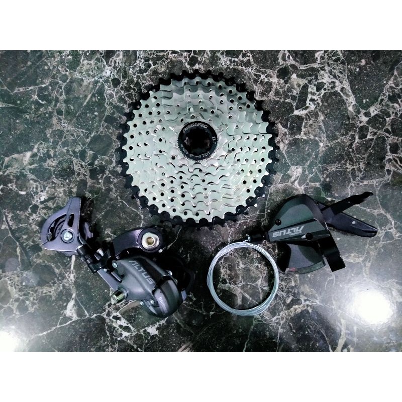Jual Groupset grupset 9 8 Speed Altus Shimano Altus M370 Acera M390 ...