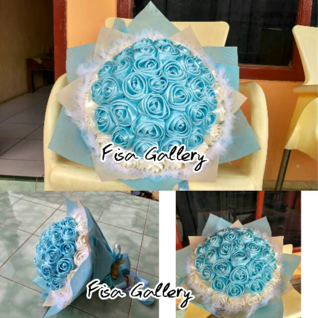 Jual Bunga bucket satin biru dan cream untuk graduation, ulang tahun ...