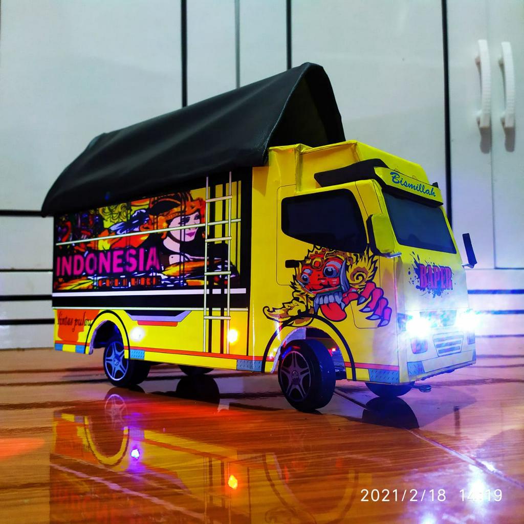 Jual MINIATUR TRUK TREK OLENG KAYU - CENTER + Lampu & terpal JUMBO 45 ...