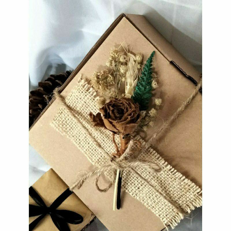 Jual box rustik mawar/ hampers box / kado rustik/ kotak sovenir ...