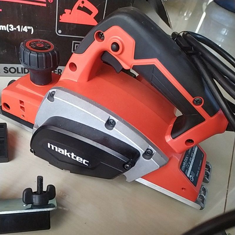 Jual MAKTEC MT 191 MESIN SERUT PASAH KETAM KAYU 82 mm MERK MAKTEC MT191 ...