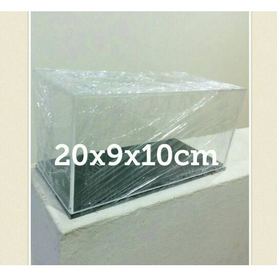 Jual Kotak display akrilik Acrylic box 20x9x10cm Kotak Pajangan Die ...