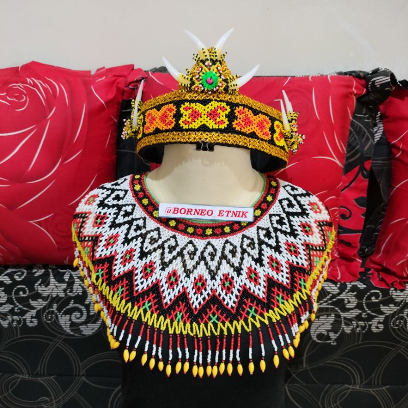 Jual satu set topi mahkota dan kalung dan anting dan rompi dada ...