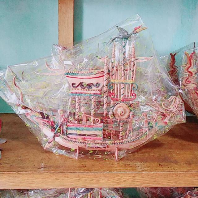 Jual perahu karet/getah nyatu kerajinan khas dayak kalimantan | Shopee ...