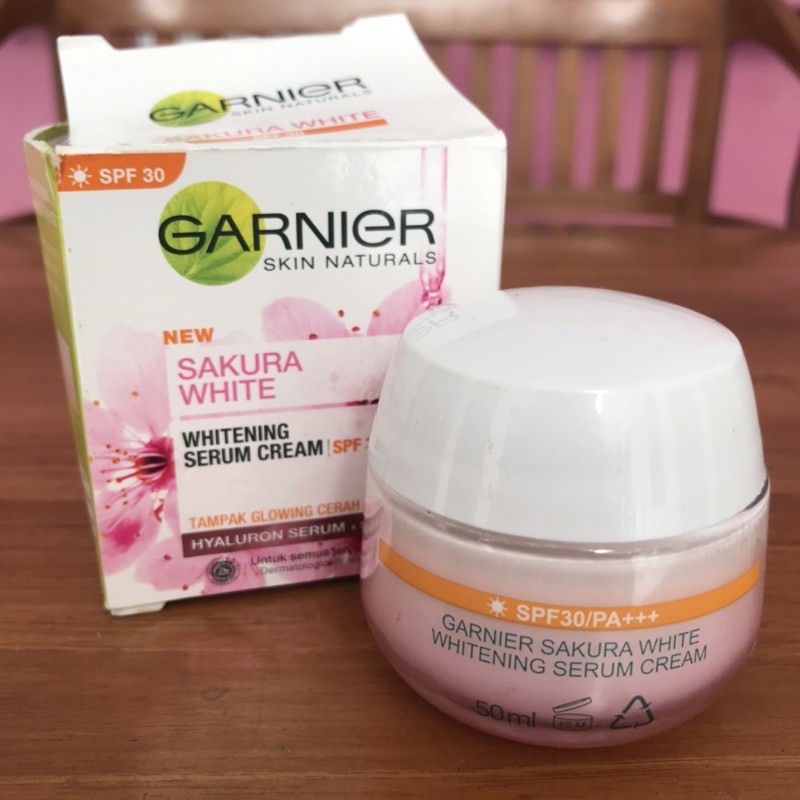 Jual Garnier Sakura White - Whitening Serum Cream SPF 30 (50 ml ...